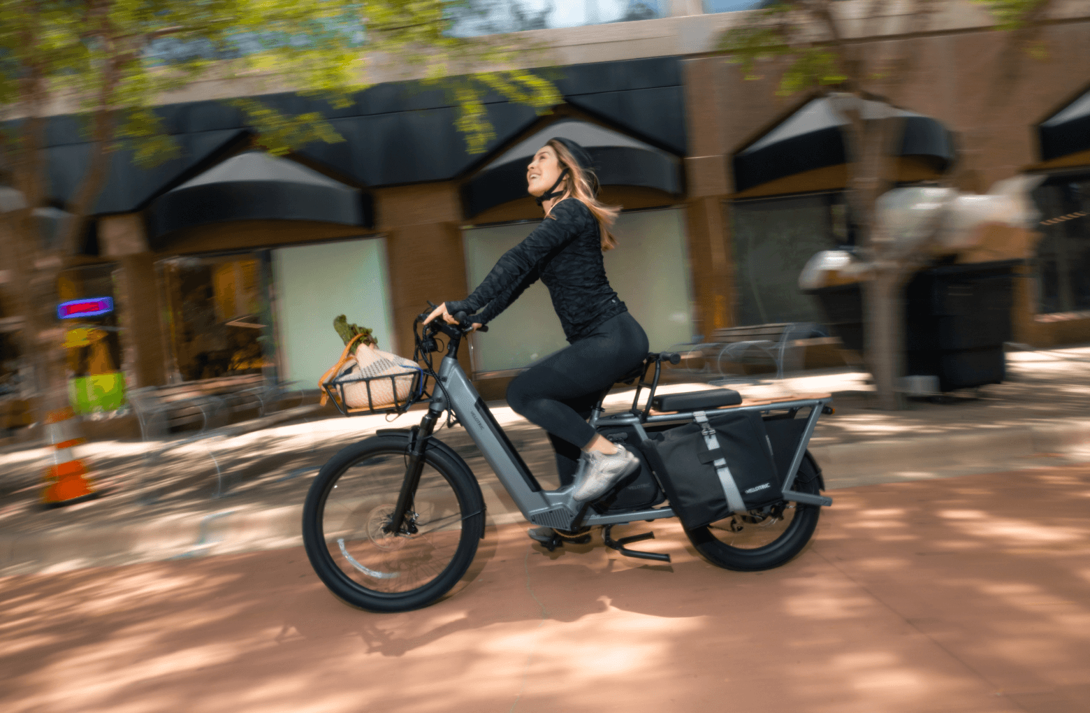 Velotric Packer 1 | Cargo E-bike | Family Cargo